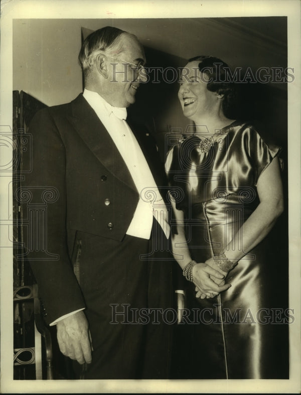 Press Photo Senator & Mrs Arthur Vandenberg of Michigan attend a dinne ...