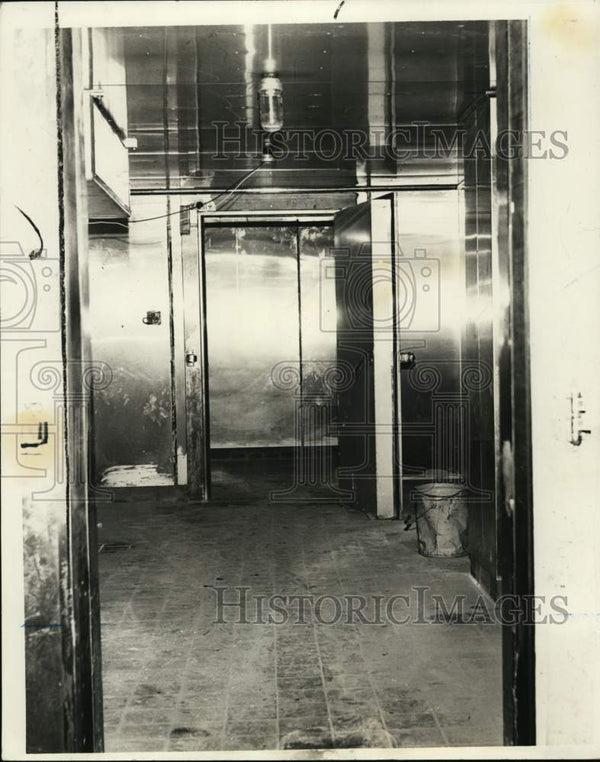 1972 The freezer at Sea View - Historic Images