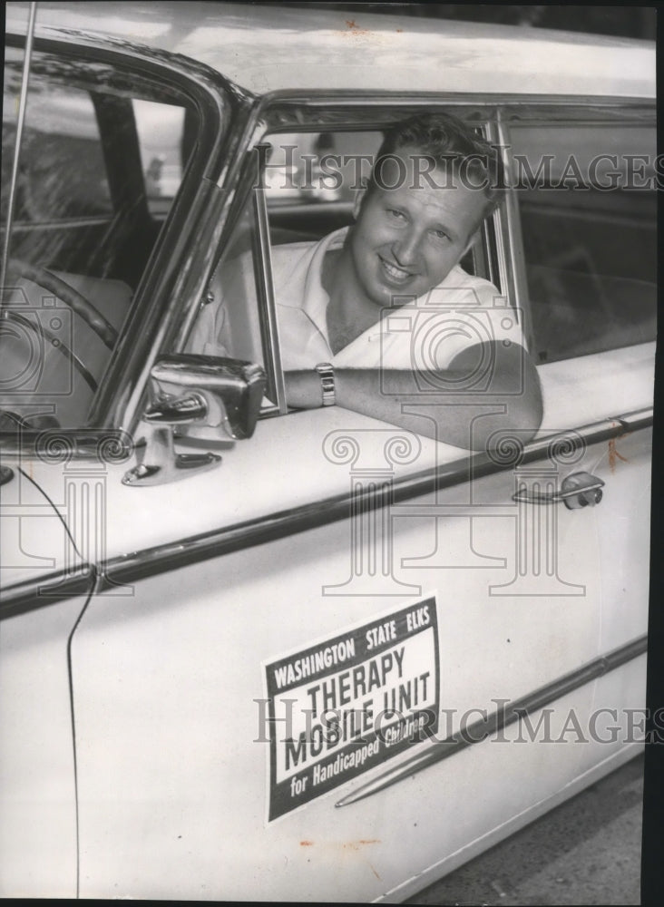 1981 Press Photo Bill Luke of Washington Elks Program helps rural chil ...
