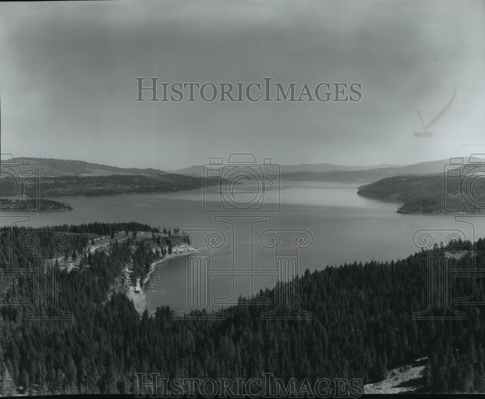 1977 Press Photo Lake Couer d'Alene view while Sheriff Watson search f ...