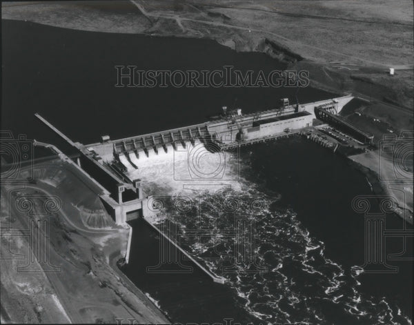 1976 Press Photo Aerial view of Ice Harbor Lock and Dam - spa74226 ...