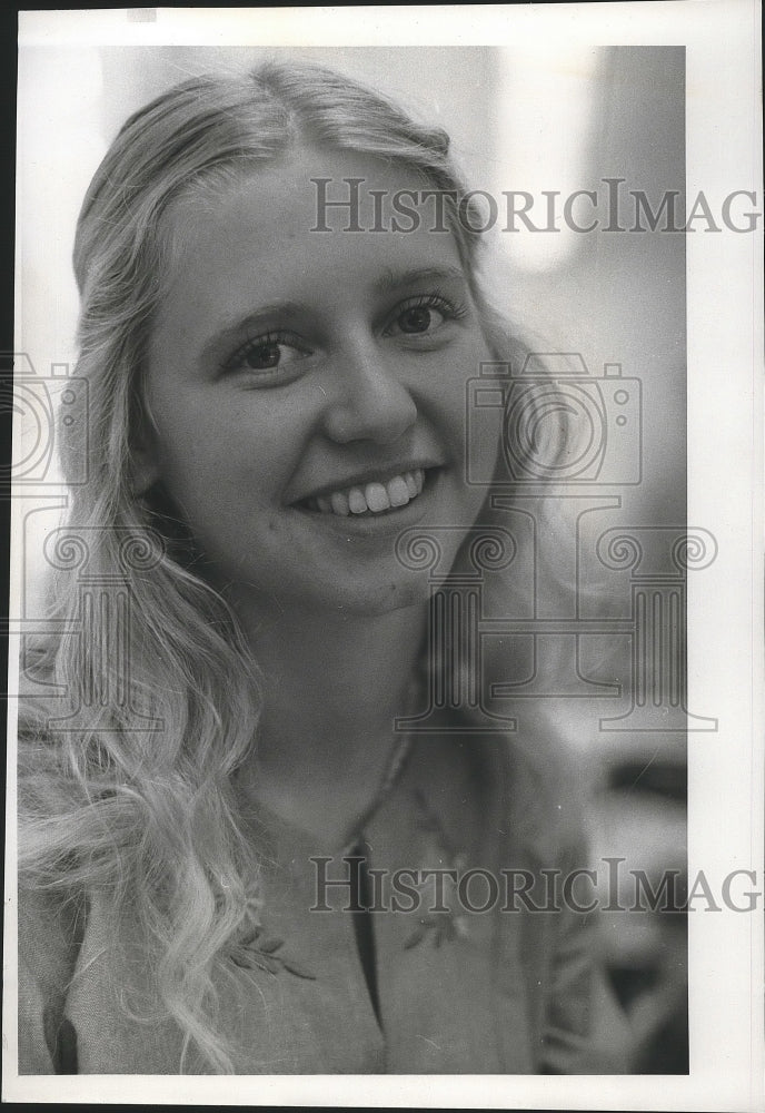 1975 Press Photo Rev. Russell Alsgaard daughter Cathy of 1st Presbyter ...