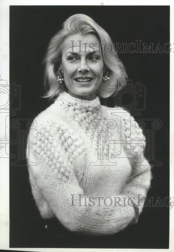 Press Photo Portrait of Lilllian Marcuson, Model - Historic Images