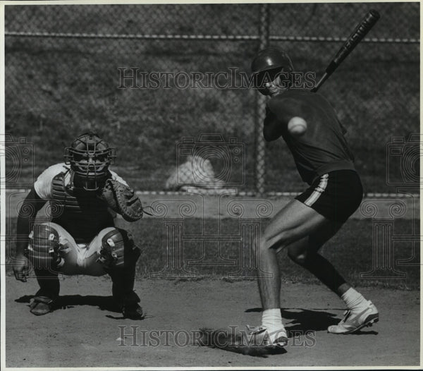 1988 Press Photo Shawn Peterson of East Valley High up to bat for base ...