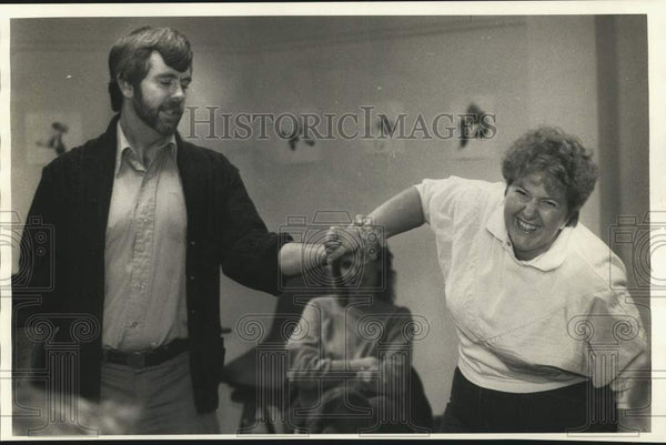 1985 Press Photo Martin Linehan and Diane Schoonmaker at Self Defense ...