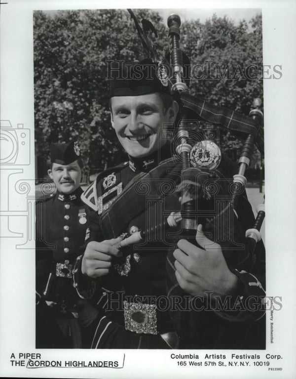 A piper from The Gordon Highlanders - Historic Images