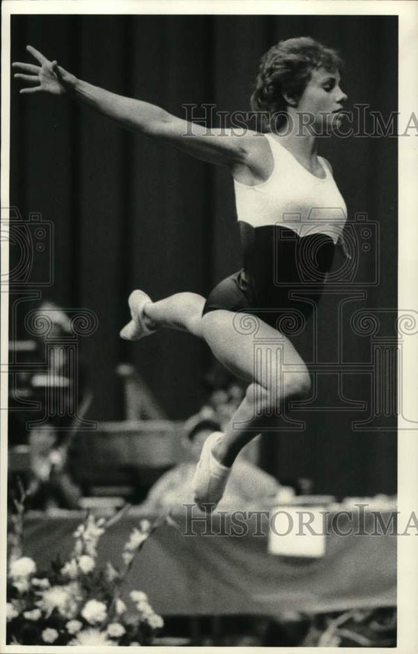 1984 Press Photo Patty Black, gymnast at Empire State games, New York ...