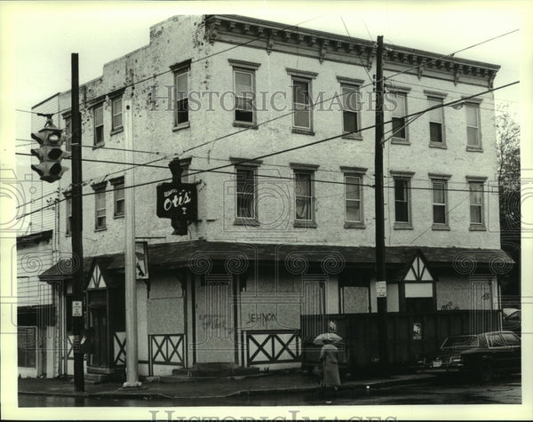 1990 Otis' bar on Northern Boulevard in Albany, New York - tua05744 ...