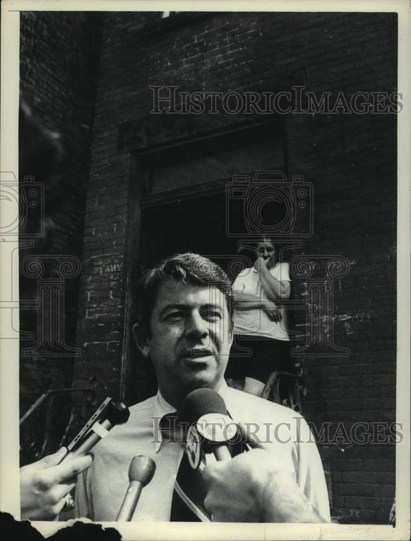 1977 Press Photo New York State Senator Howard Nolan - tua14678 ...
