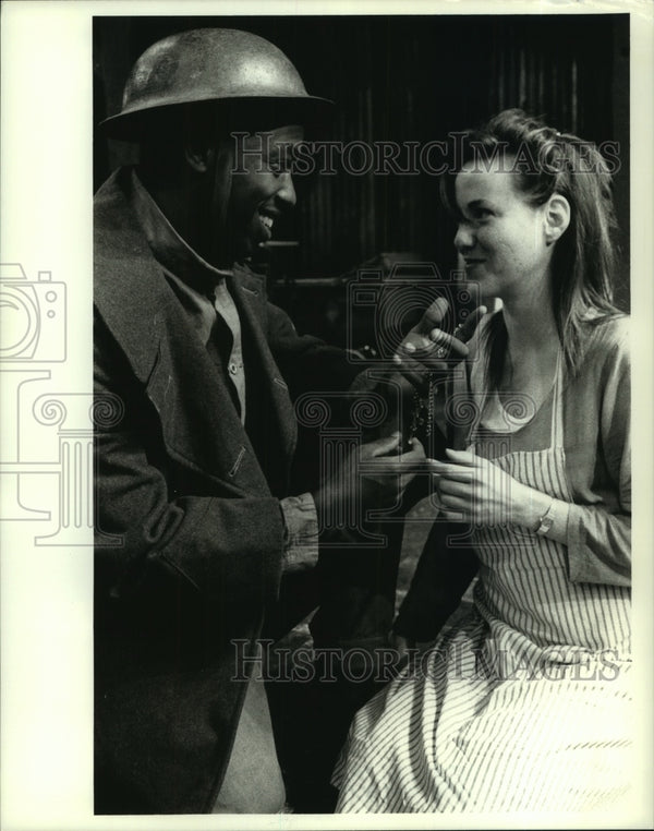 Press Photo Angie Phillips and Ntare Mwine star in "The Caucasian Chal ...